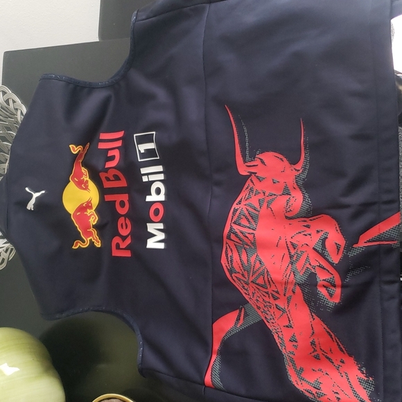 Red Bull Puma | Jackets & Coats | Official Red Bull Formula Racing Vest ...